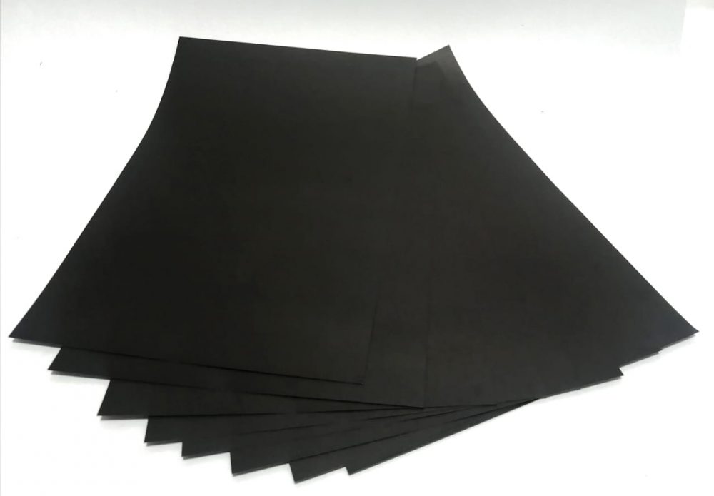 Paquete 1/8 de Cartulina Negra x8 - Suescun